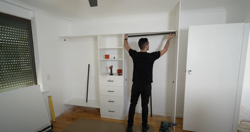 Hanging Rails - myDIY.com.au